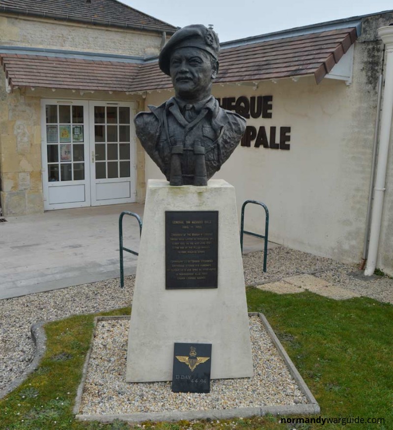 General Gale Memorial, Ranville » Normandy War Guide