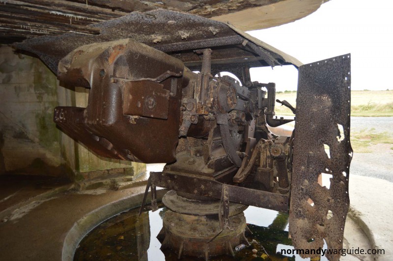 Longues-sur-Mer Battery with Original WW2 Guns » Normandy War Guide